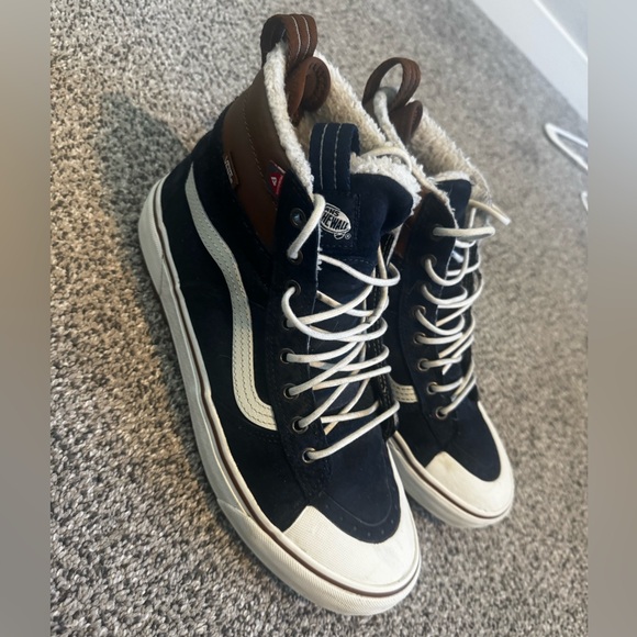 Vans | Shoes | Vans Boots Vans Sk8 Mte 2 Dx High Dress Blues Gum Boots ...